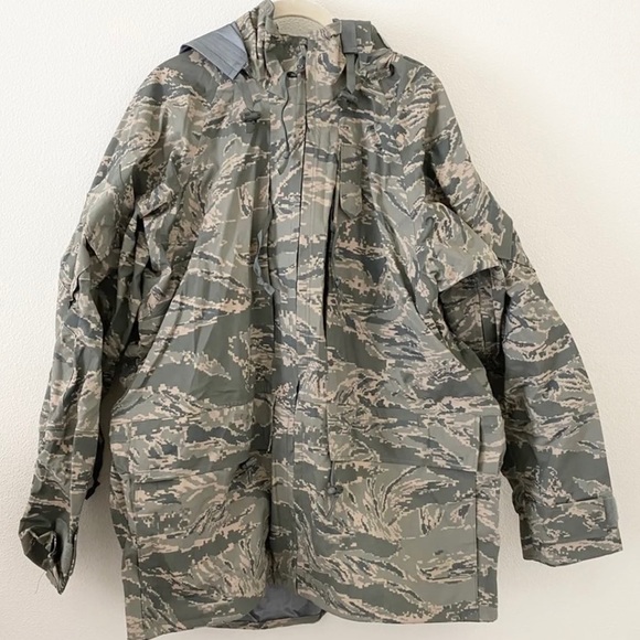 Military | Jackets & Coats | New Retired Military Air Force Outdoor ...